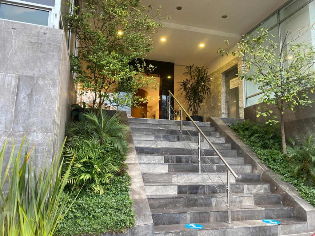 Renta de Oficina en Av. Río Magdalena 326 – Balura Inmuebles